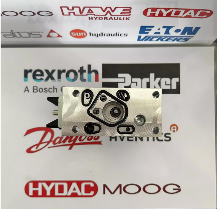 PVEH32(S7) 11166817丹麦Danfoss丹佛斯电控模块库存，老款157B4032 - 上海视由液压设备有限公司